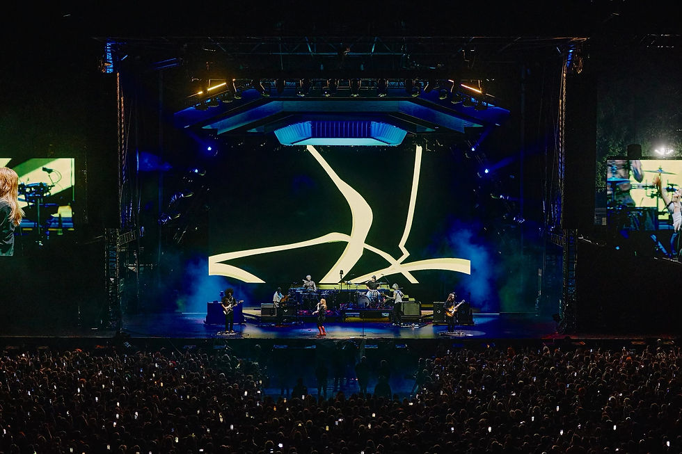 REVIEW: PARAMORE HIT SYDNEY FOR THEIR BIGGEST SHOW EVER