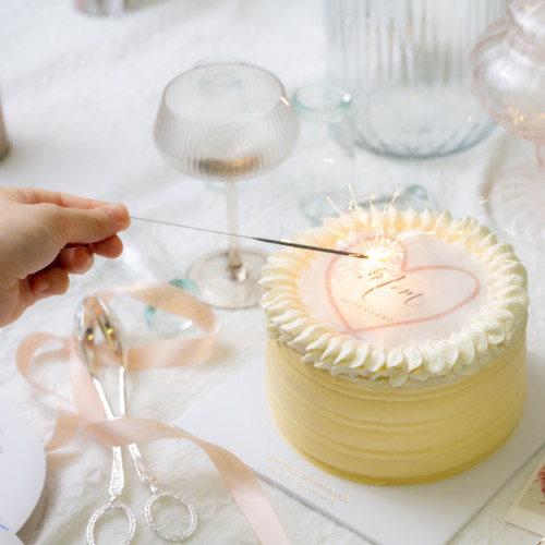 Yuzu Jasmine Burn Cream Cake with Apple | Sweet Memories