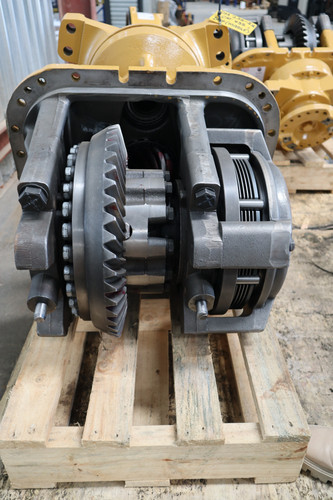 CAT 735 - Differential (Center) | Dr Parts LLC