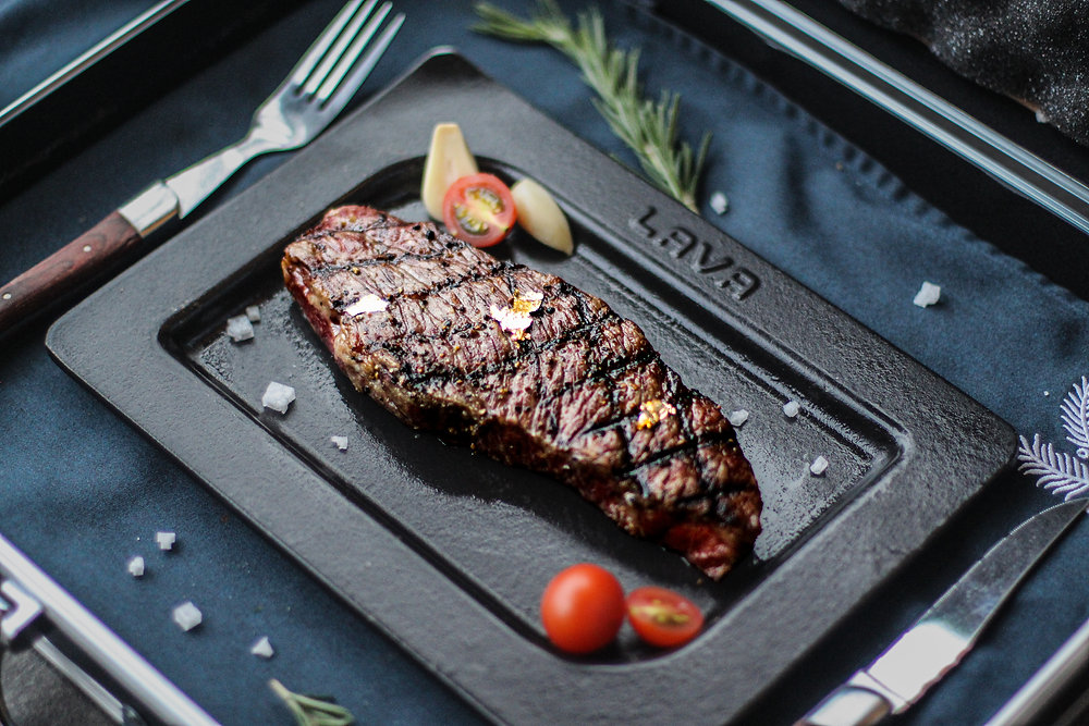 Nikmati Wagyu MB9 Tajima di GYU Steak House