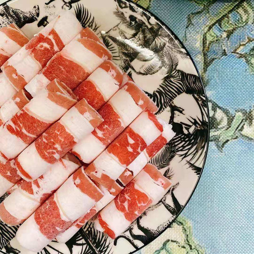 Premium Sliced Beef Rolls 1.5mm (380g) 精品肥牛肉卷 | Leader Food Pte Ltd