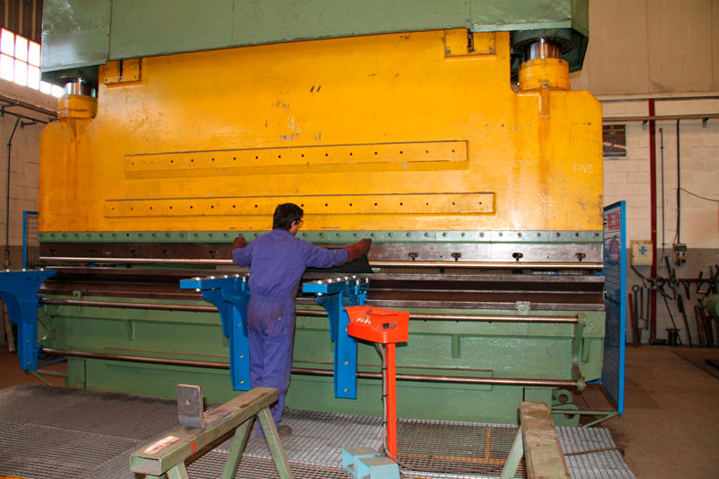 El plegado de metales