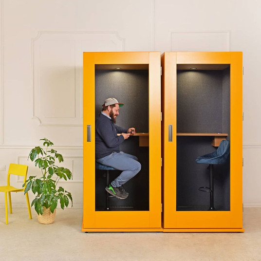 Soho | Telefon Box | Voll ausgestattet