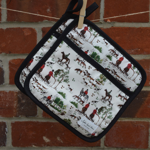 Horse & Hound Pot Grab | Sophie April Mann