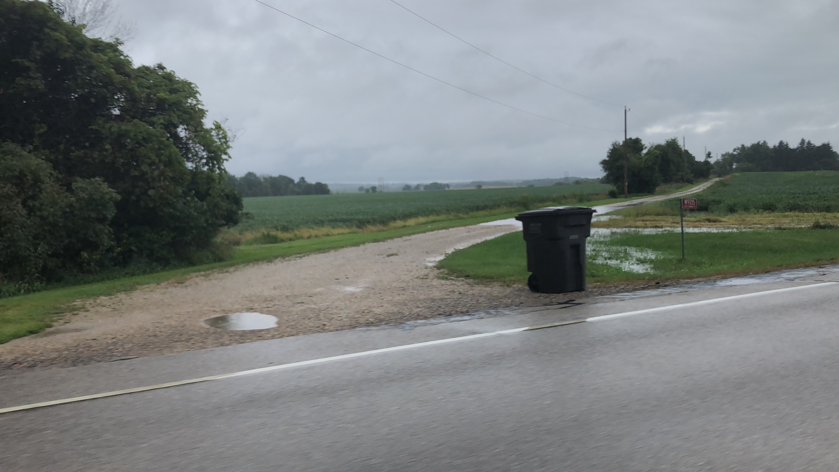 Garbage Commander | United States | Getting Trash Cans To The Road
