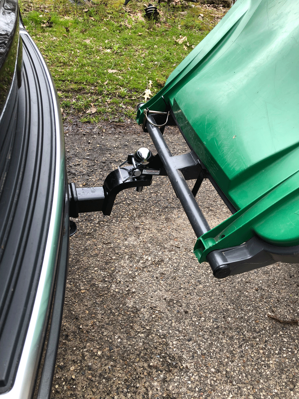 Getting Trash Cans To The Road | Garbage Commander | United States