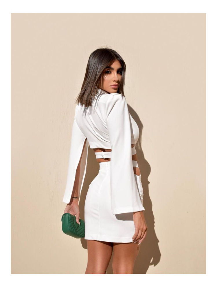 Feminine fashion| Menji