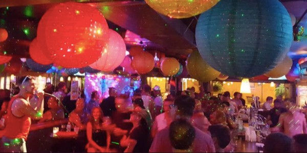 Bobby Love's gay bar in Chicago | GayMapper