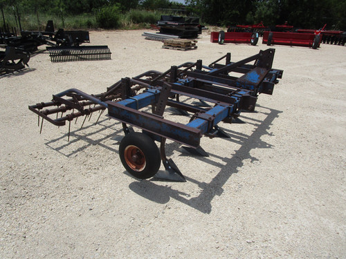 FORD 9' CHISEL PLOW (13537) | Isom Tractor