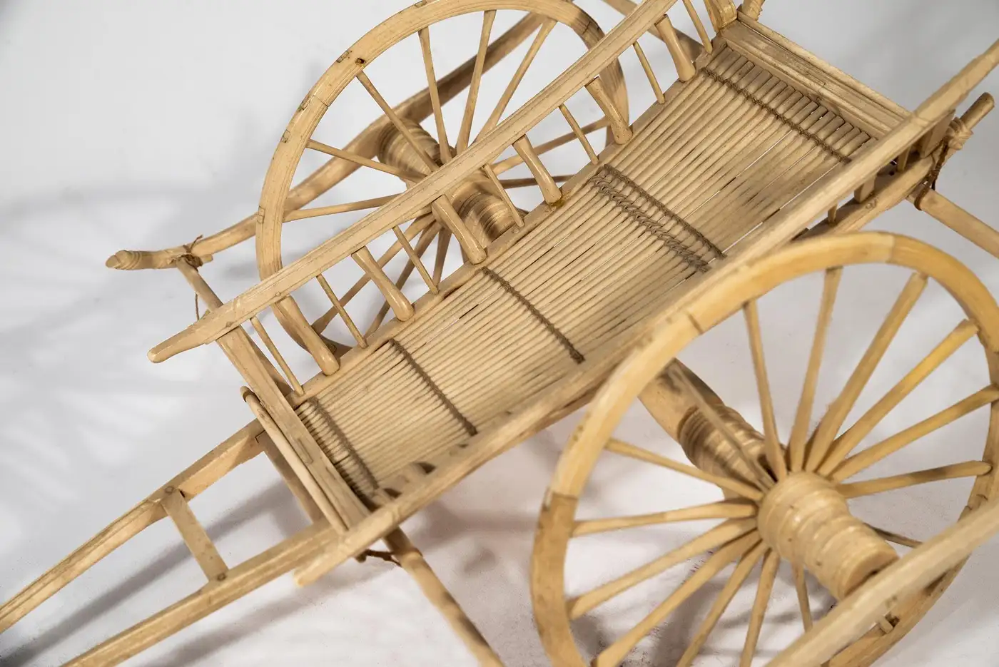 Mini-modèle de charrette en bois, Chine du Sud, vers 1890 | Harter Galerie