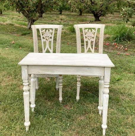 Signing Tables | Bohemian Elements