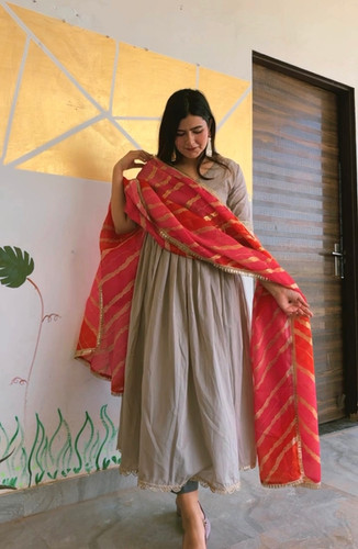 KariGari - Grey & Pink Suit Set | Cotton Hues