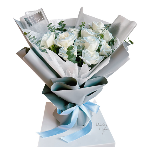 OCEAN BLUE ROSE BOUQUET | Blooms Flower Design