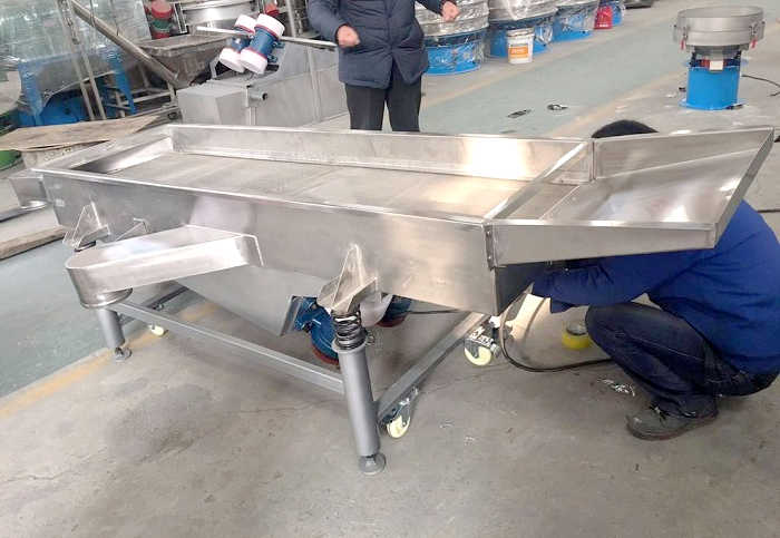 Plastic Particles sieving vibratory sieve machine | Reeger Machinery ...