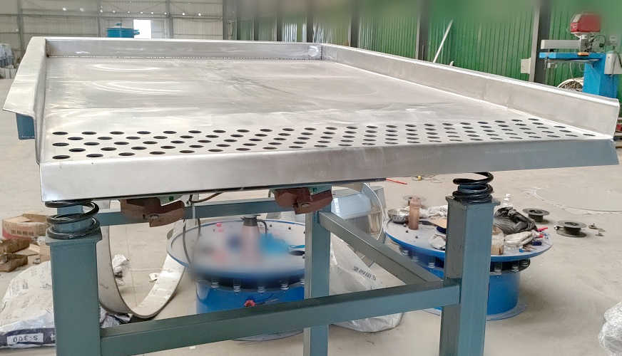 Linear Vibratory Feeder Machine Supplier | Reeger Machinery Factory