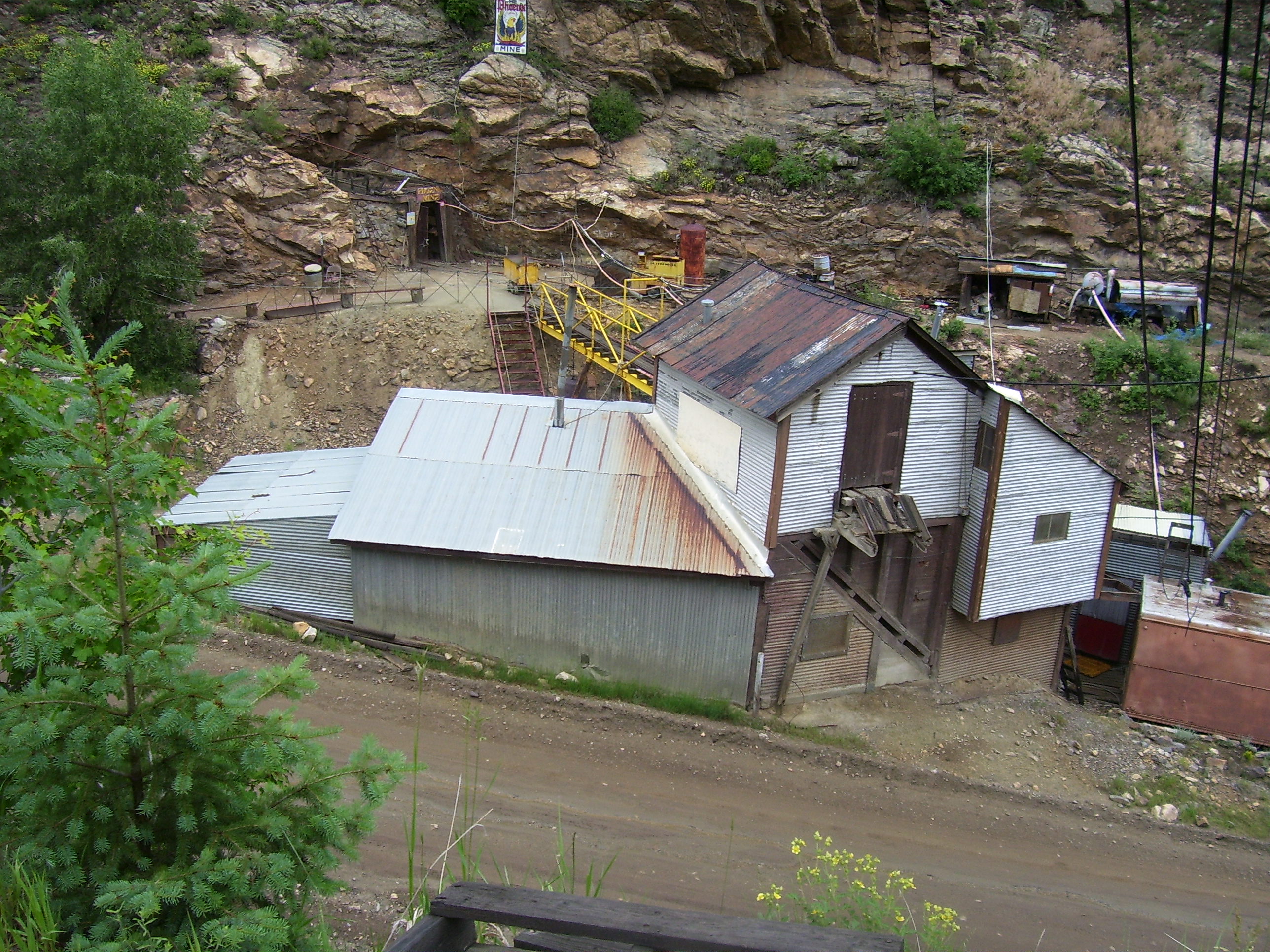 Phoenix Gold Mine | Colorado Gold Mine Tours | Gold Panning