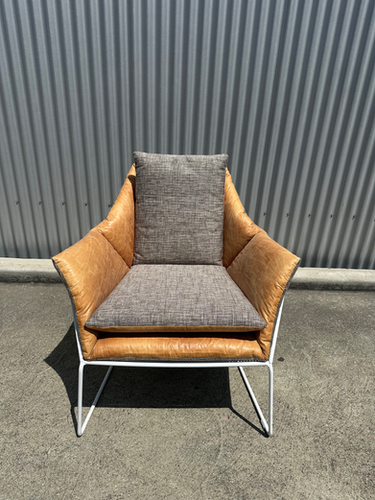 Saba Italia NYC Chair | bayhomeconsignment