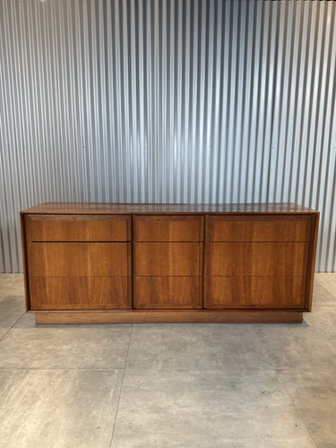 MIdcentury Dillingham Walnut Dresser | bayhomeconsignment