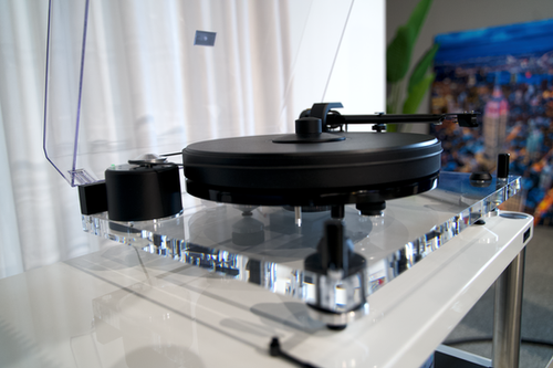 Pro-Ject 6PerspeX SB Turntable - Demo | Modus AV