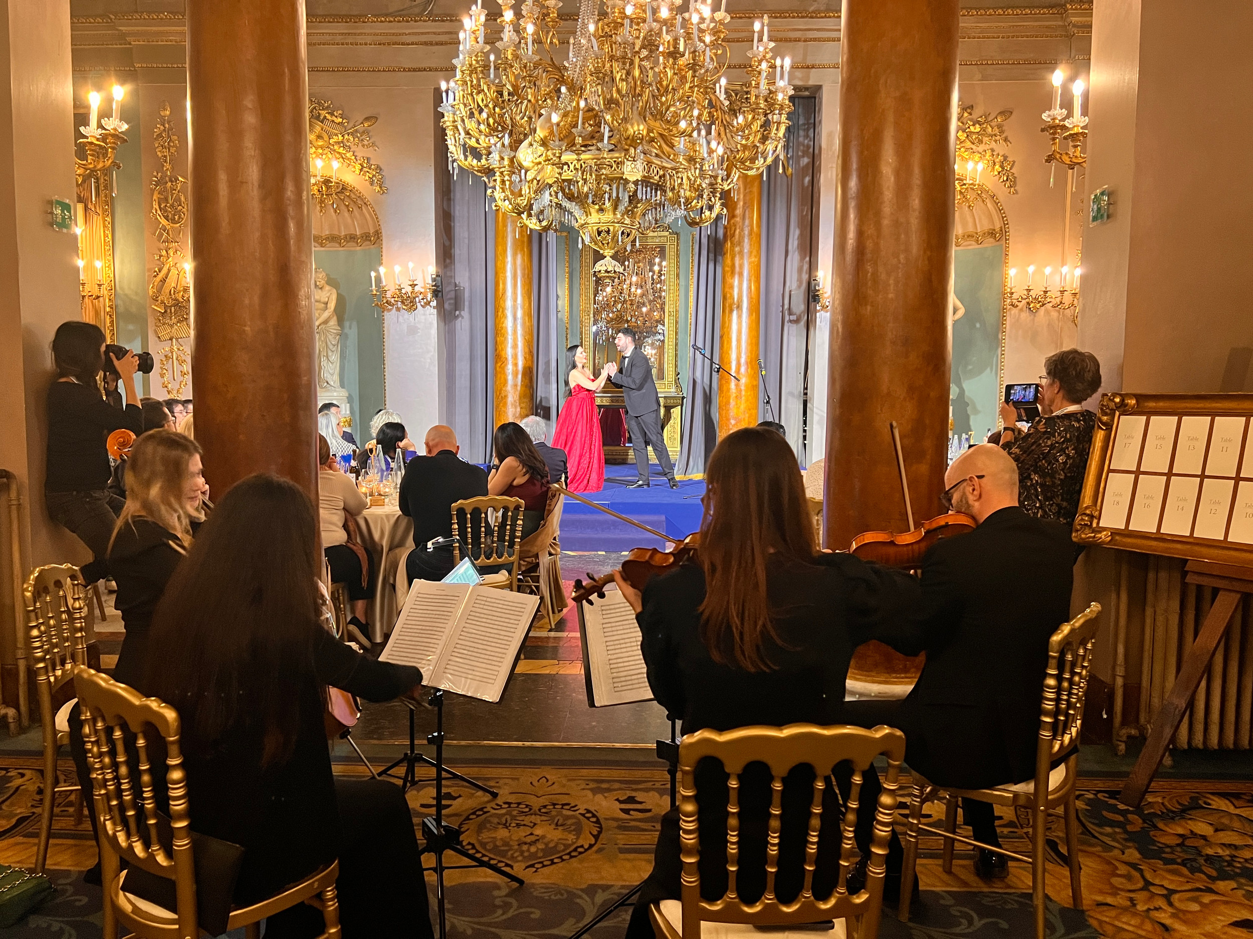 Guarda i video del soprano Laura Andreini