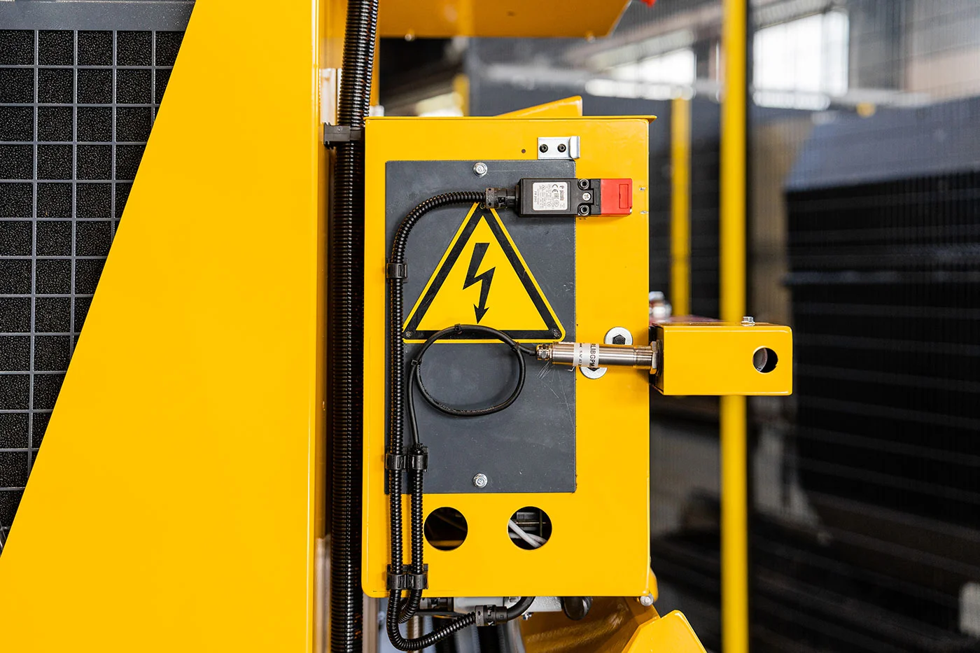 TECNOPRESS Mobile induction unit SCF/I 15KW / 30KW | Angor -Intools