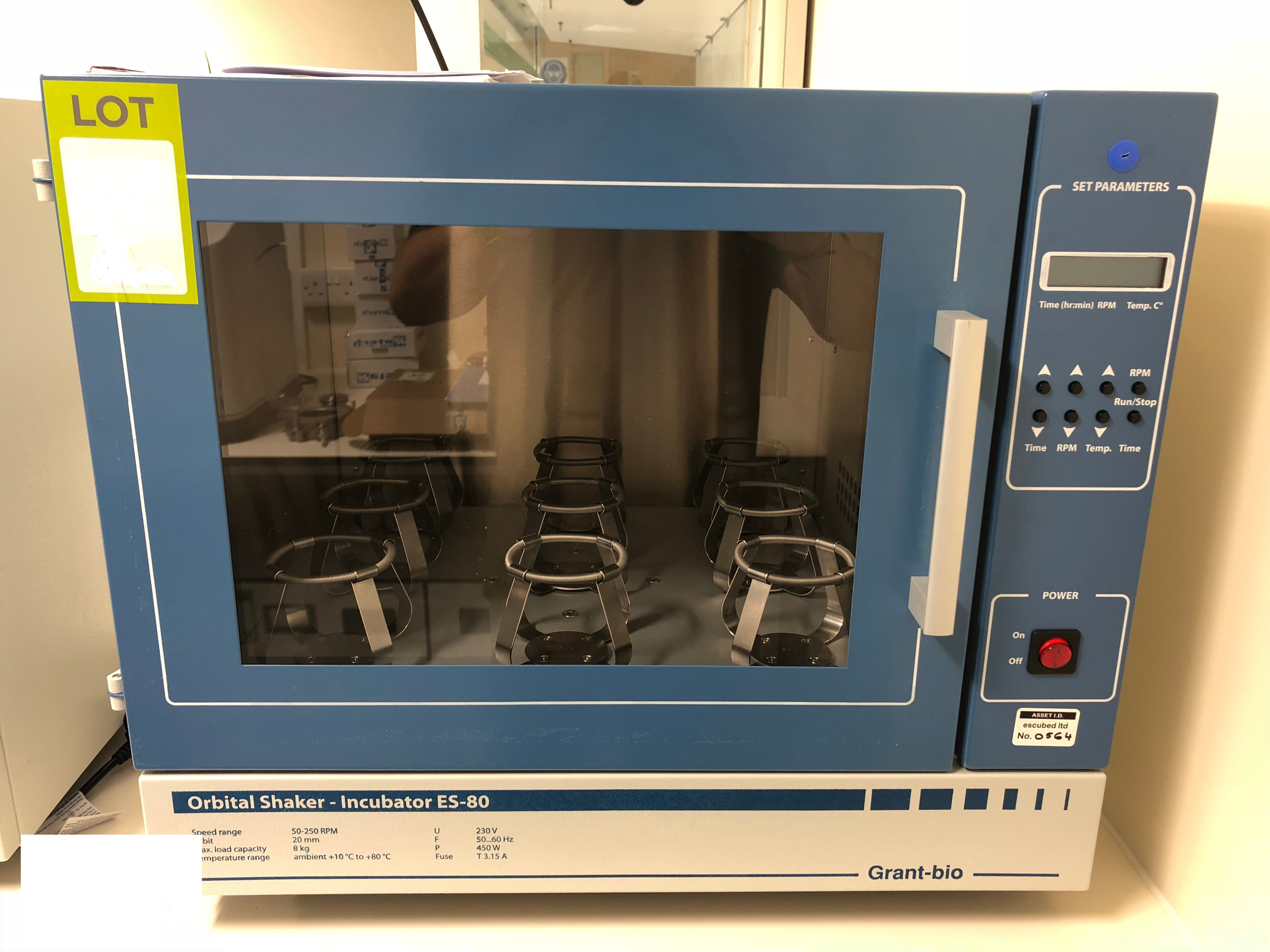 (Like New) Grant Bio ES80 Bench Top Orbital Incubator Shaker