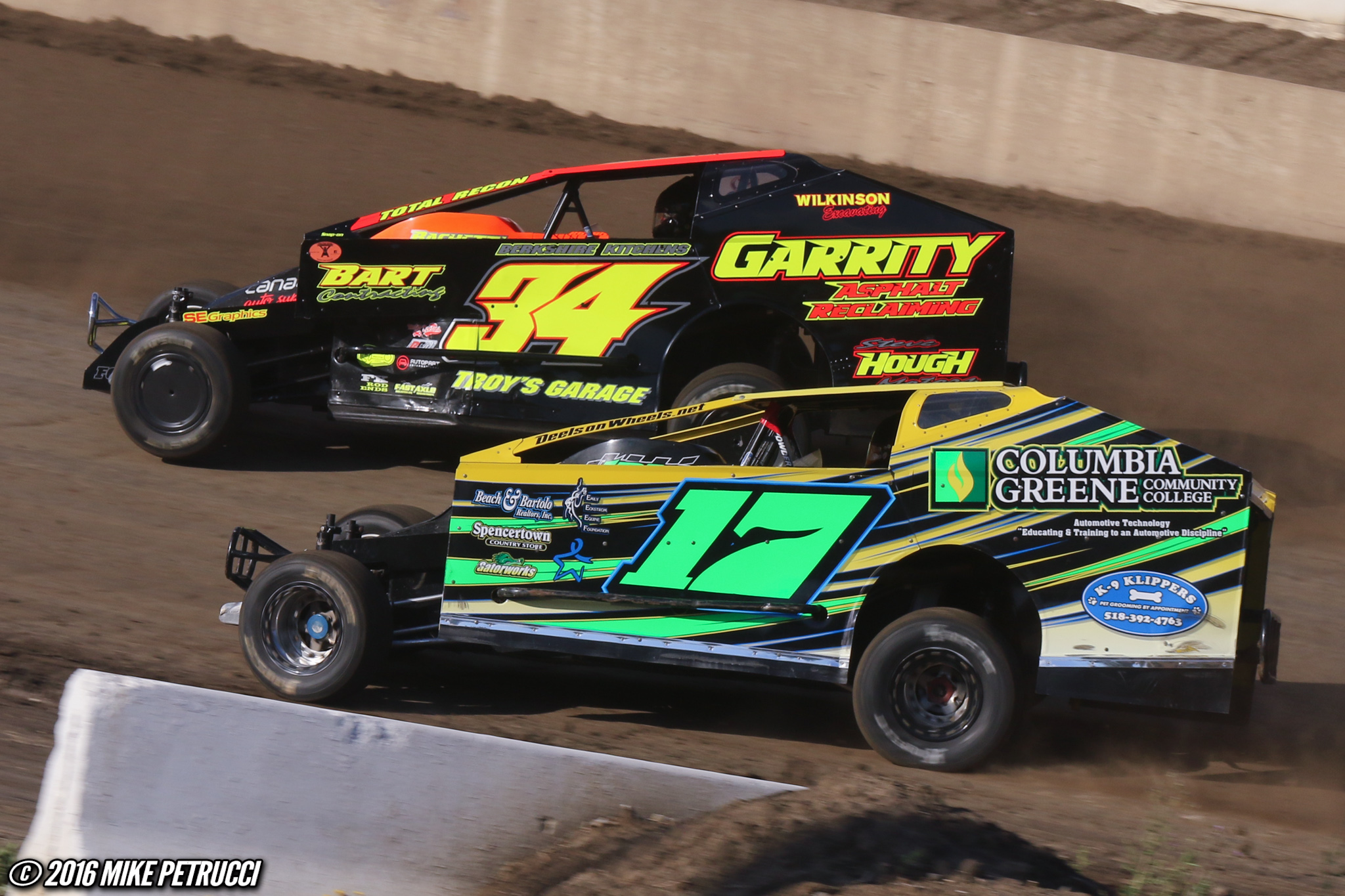 Andy Bachetti Dominates to Claim 3rd Valley Win of 2016