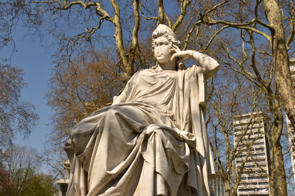 Statue of Sarah Siddons