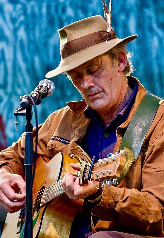 Shane Howard talks on 3KND