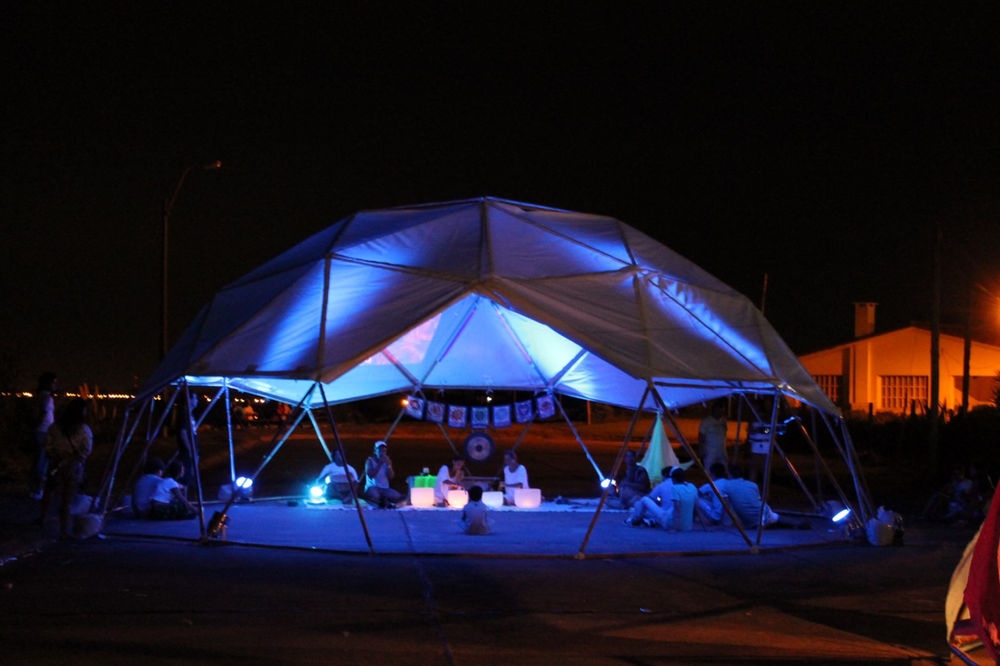 Puertas, Ventanas, Aireaciones y Calefacción en los Domos