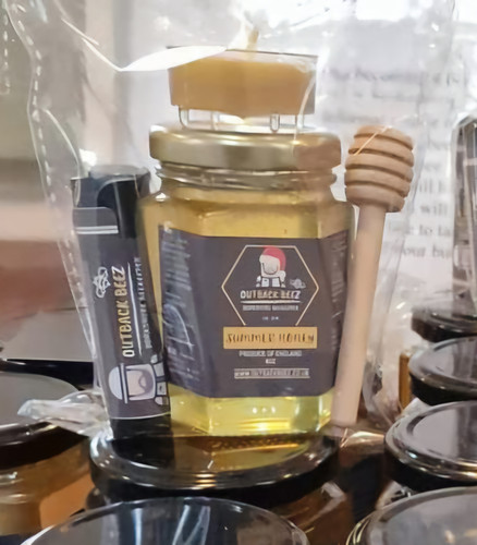 £10 Gift Pack | Outback Beez