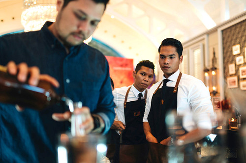 Bartender (1 hour) | Elite Bar Solutions