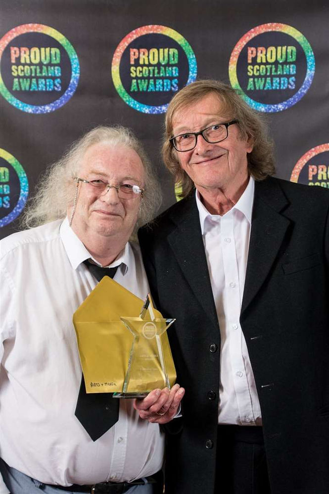 Introducing Kevin Crowe and 'No Home In This World'