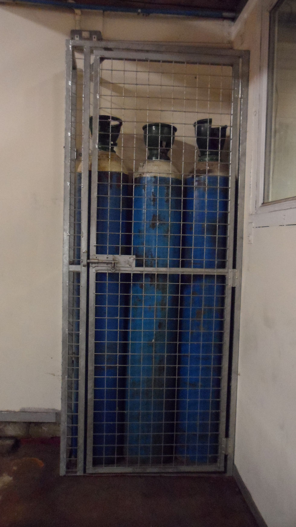 Oil tank/ Gas bottle security cages | samson
