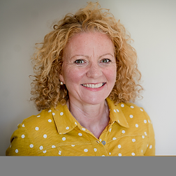 About Us | Empty Kitchens, Full Hearts