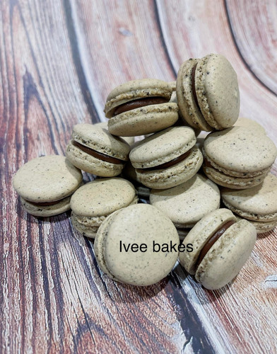 Earl grey macaron | Ivee Bakes