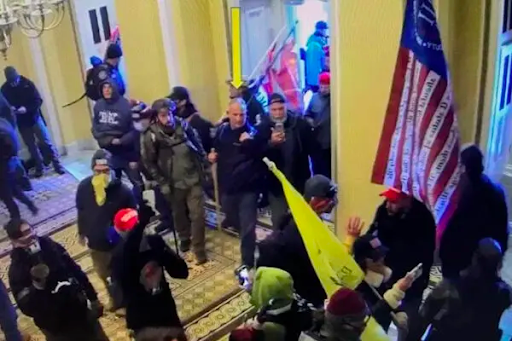 FORMER VIRGINIA POLICE OFFICER SGT. THOMAS ROBERTSON SENTENCED OVER 7 ...