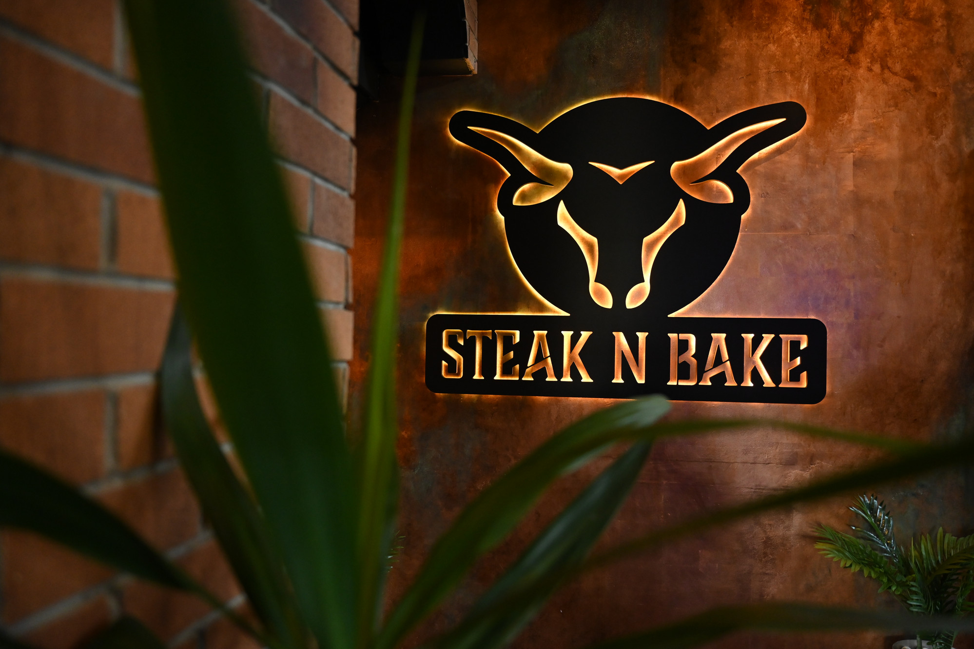 RESERVATIONS | Steak N Bake