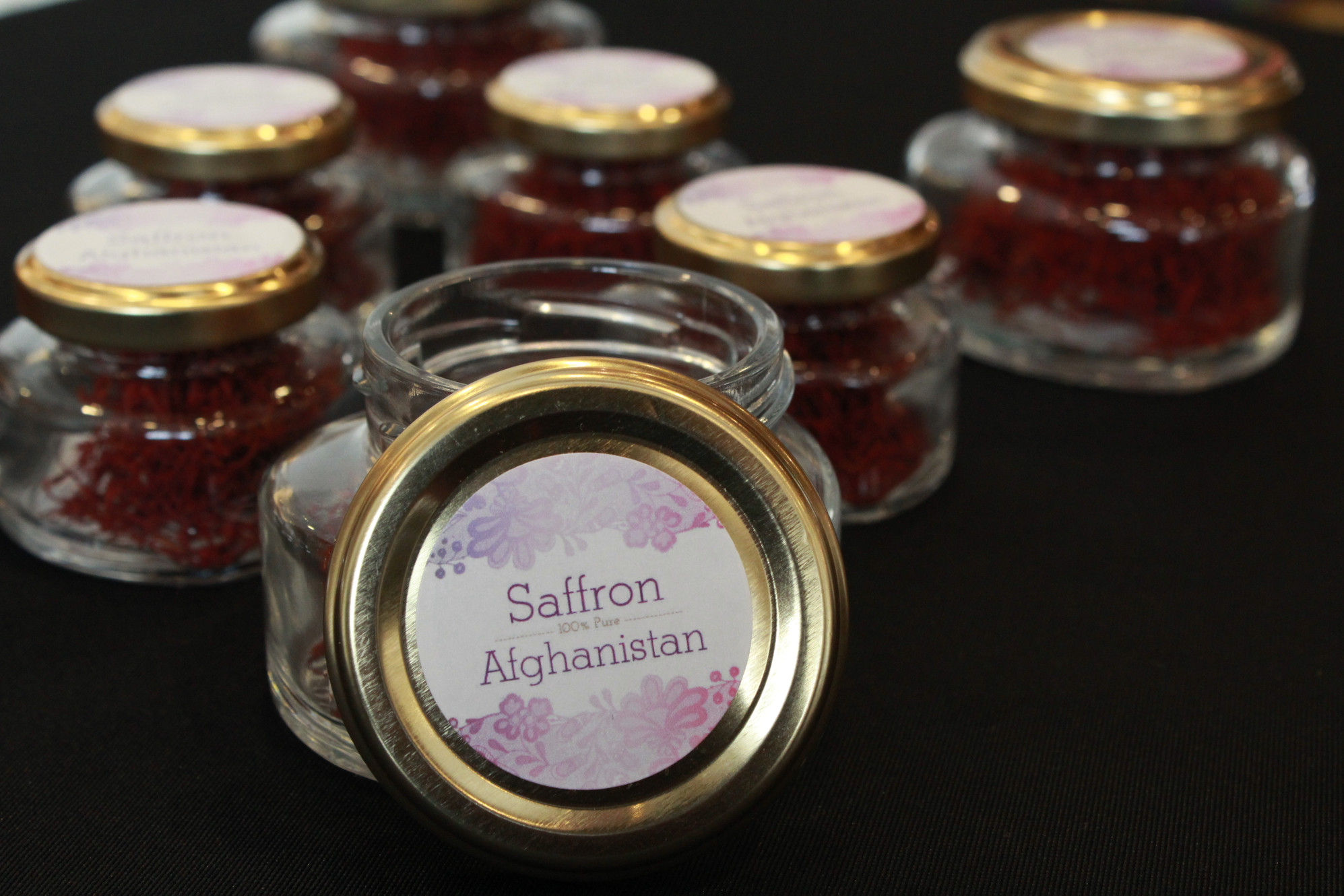 サフラン | ドライフルーツ | Afghan Dried Fruits & Saffron: The Wor