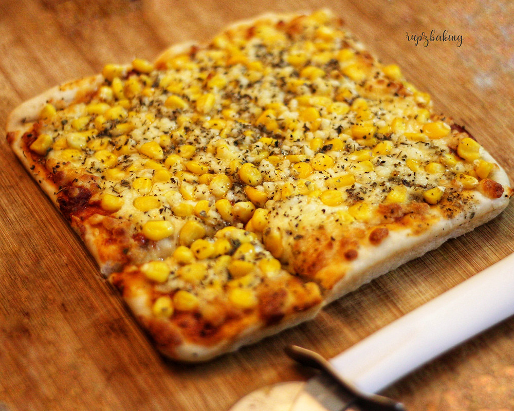 SHEET PAN SWEET CORN CHEESE PIZZA