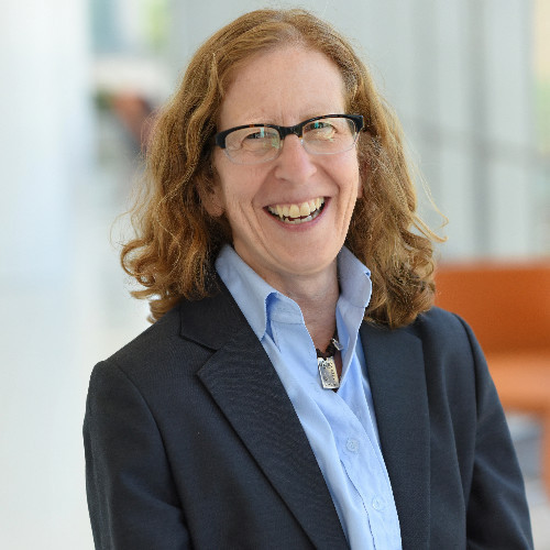 Toni Jaeger-Fine (engl.) | Porträt | breaking.through