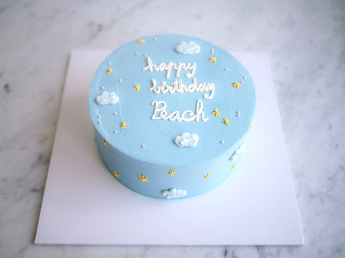 Blue sky cake minimal cake | sweetscottage