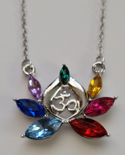 NECKLACE - LOTUS | PAIR BEARS