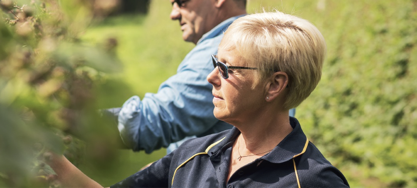 Meet the farmers: Nina Marie Lunde and Rowan Francis.