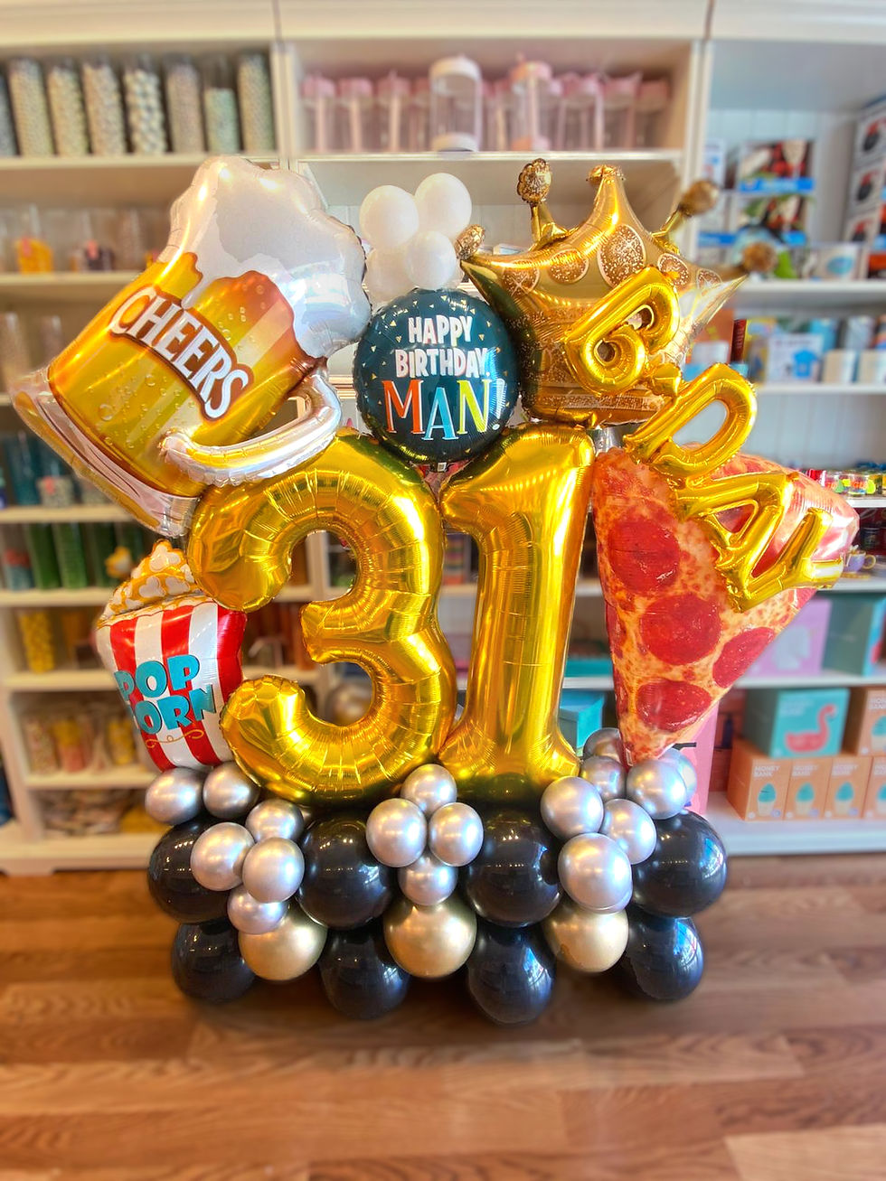 Cheers Mate - Balloon Sculpture | Bond Party