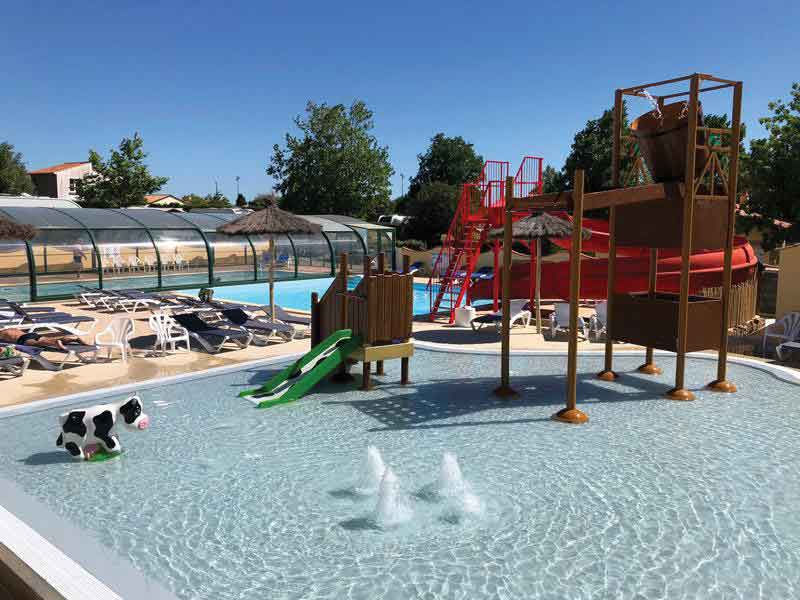 Espace ludique aquatique : pataugeoire