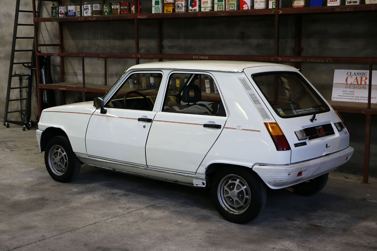 A VENDRE - RENAULT 5 TL LAUREATE
