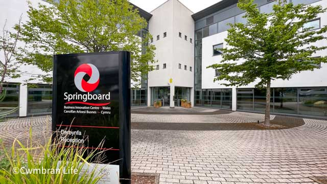 Contact us - VisionQMS