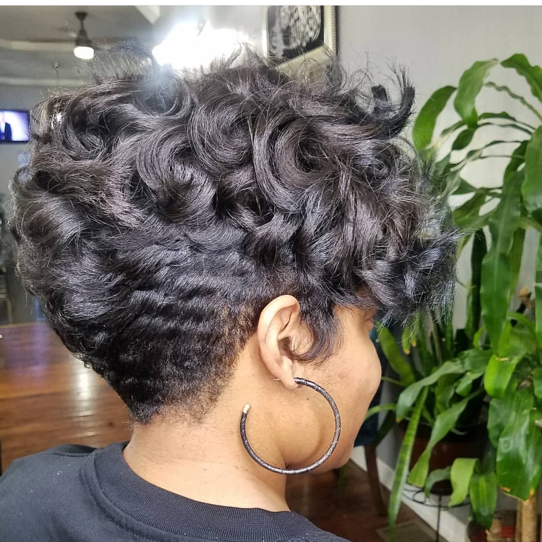 Wave Curls | QueenStylista's Mane Artistry