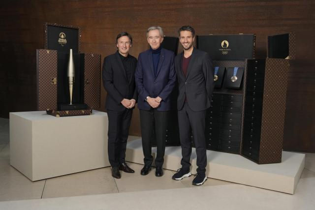 Les malles Louis Vuitton sur le podium aux JO 2024 | Carole Bellemare